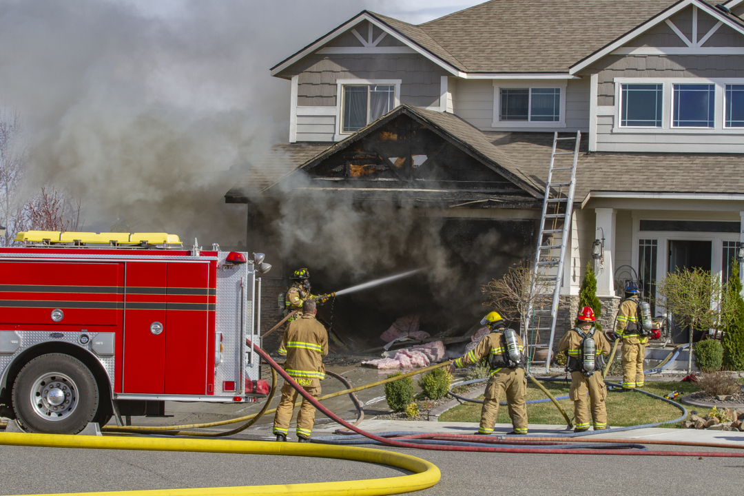 Richland Firefighters work to put out a house fire on Saturday | Tri ...