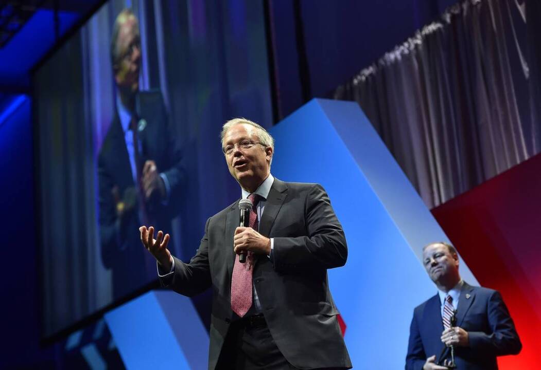 KC Chamber recognizes Donald J. Hall Jr. as Kansas Citian of the Year ...