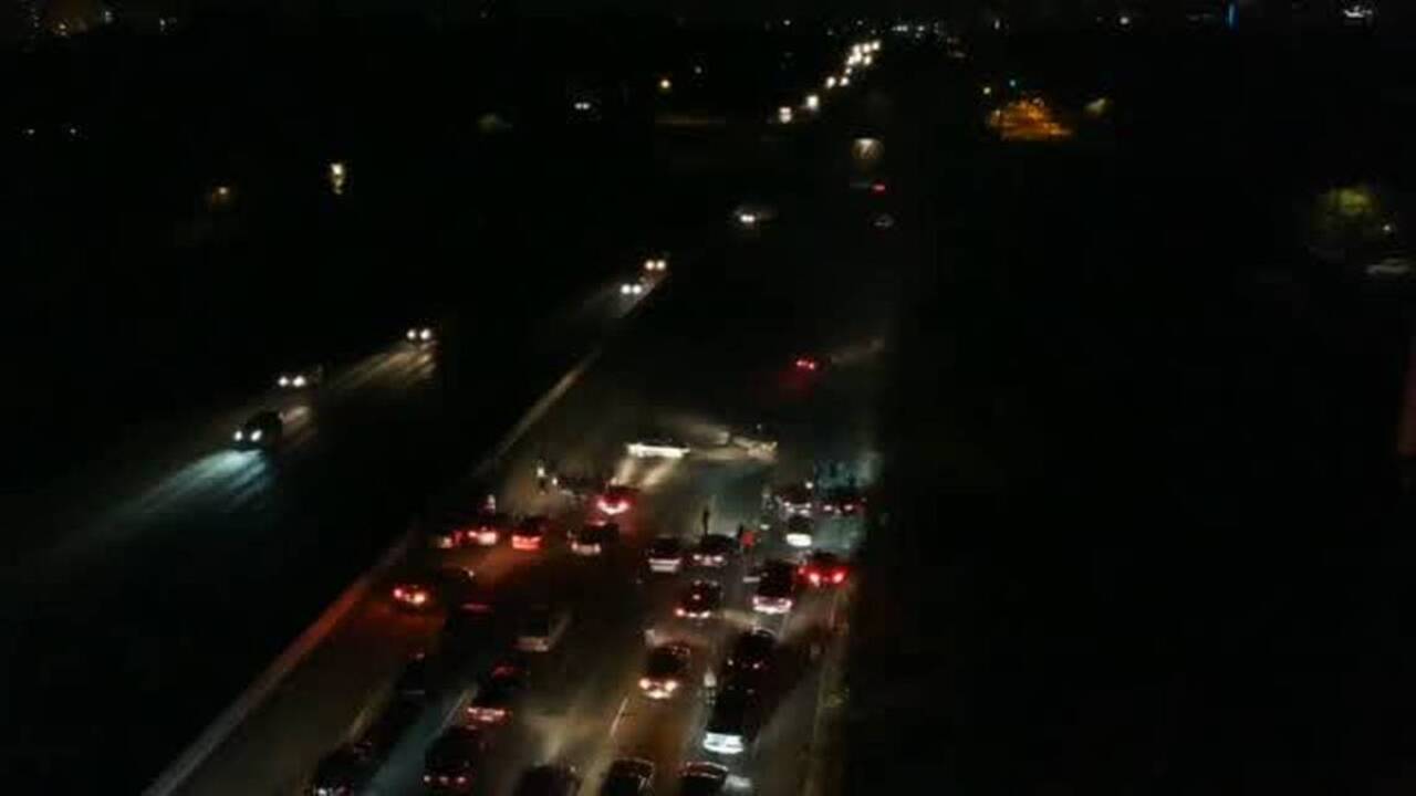 Sacramento sideshow | Highway 50 car stunt | Freeway shut down ...