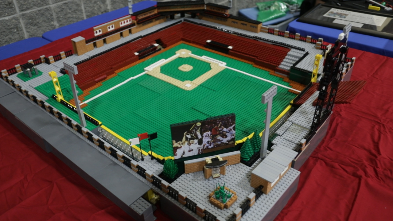 Alum builds USC Stadiums out of Legos | The State