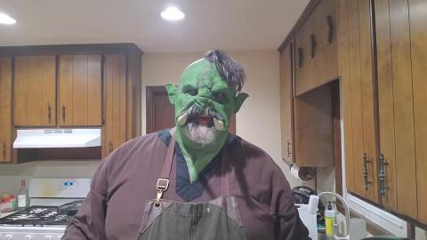 Orc cooking_ Pork Jowl Sandwich - HideoutTV