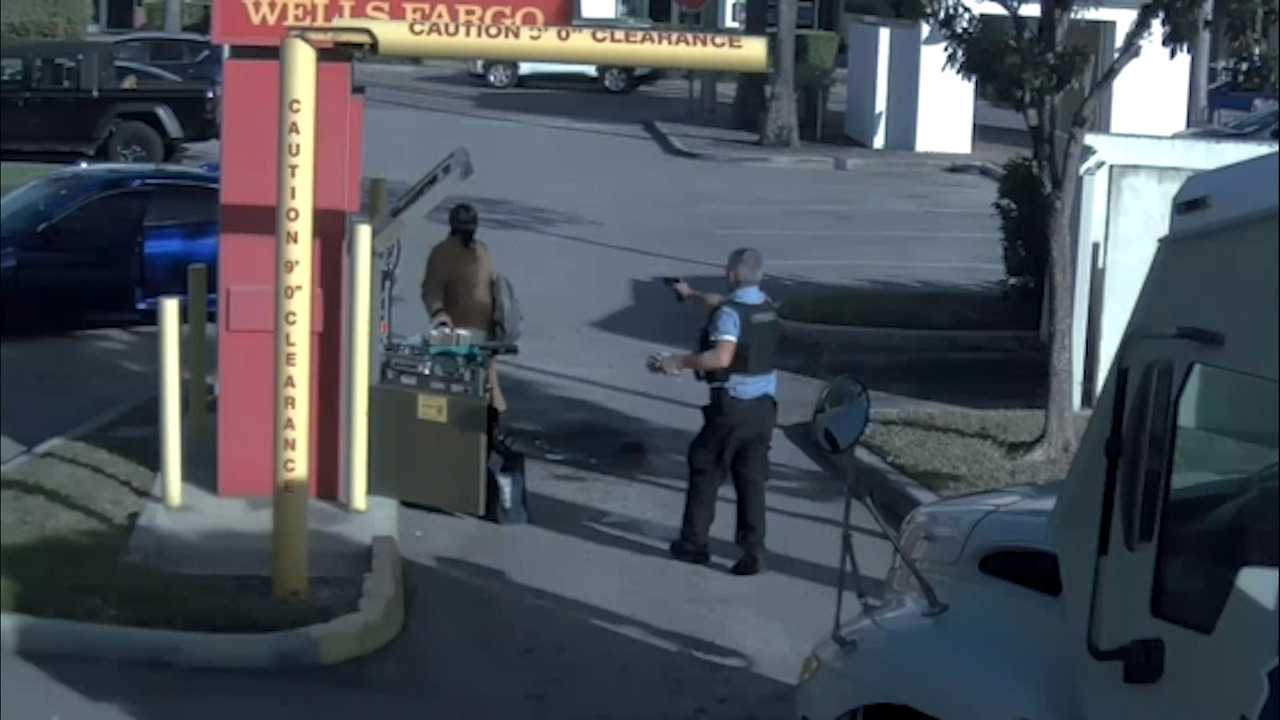 FBI Miami video of North Miami Beach, FL armored car robbery | Miami Herald