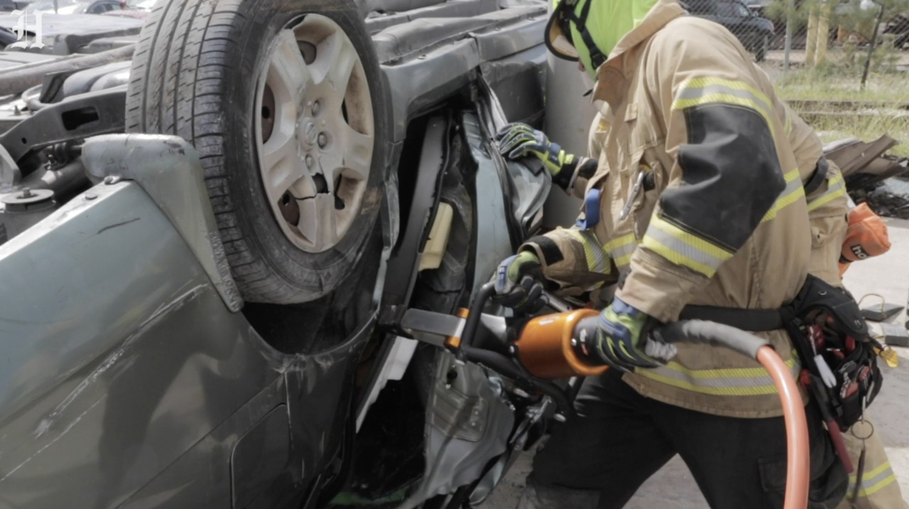 How do victims get rescued after a car crash? | Miami Herald