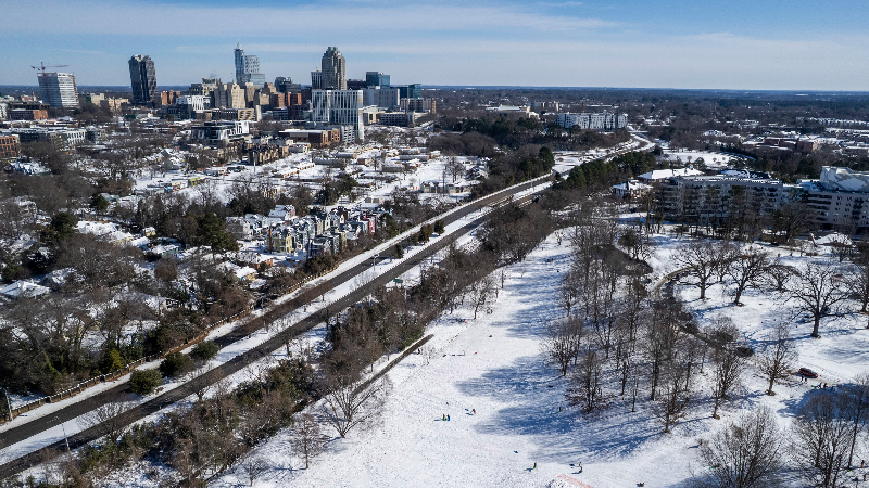 How has the snow impacted Raleigh? Here's a look. (Video) | Raleigh ...