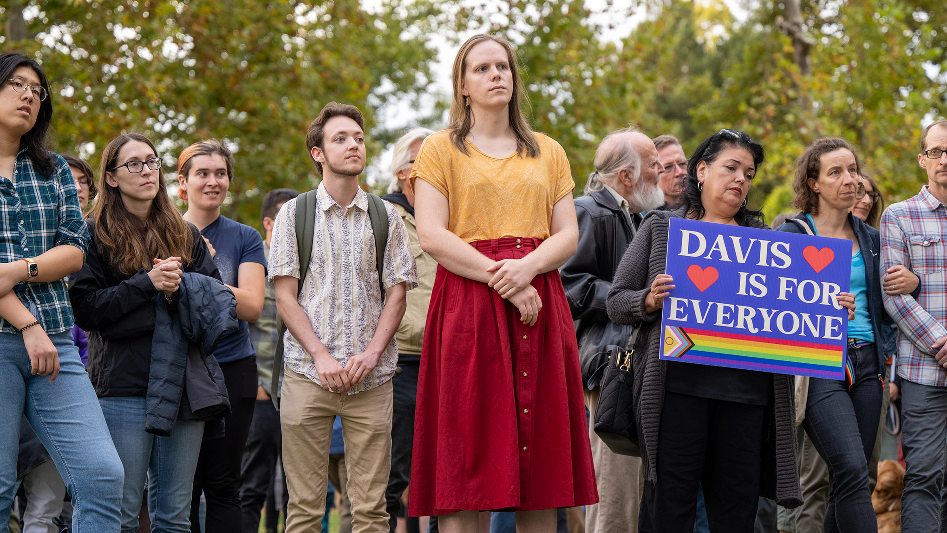 Davis event brings light and rainbows to LGBTQ hate and school bomb ...