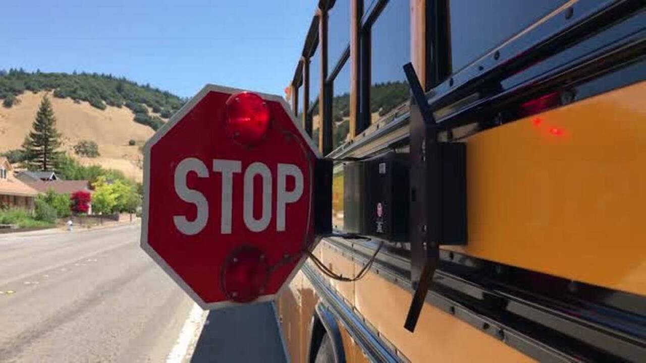 Know your school bus rules. Modesto CHP will be watching. | Modesto Bee