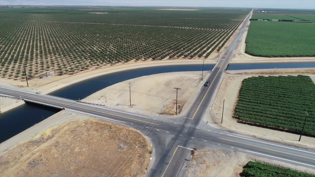 Drone footage shows a sinking canal in California’s Central Valley ...