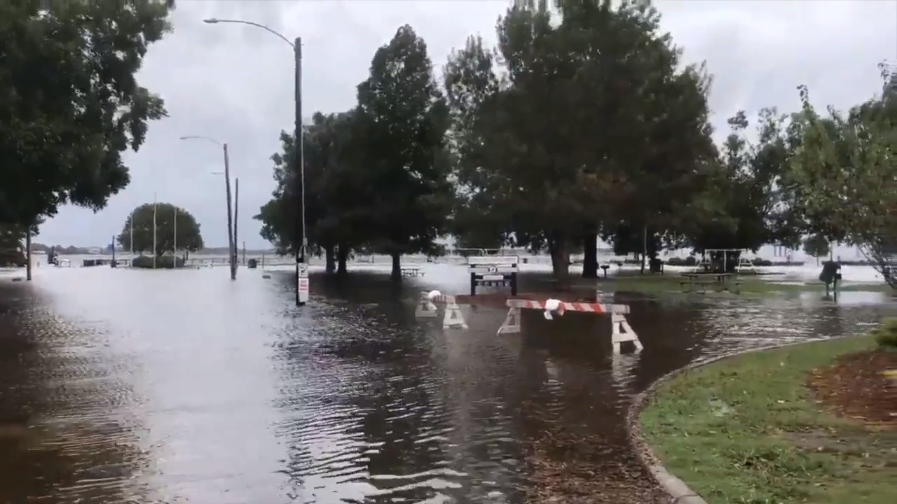 Hurricane Florence: Neuse River floods in New Bern; Cape Fear forecast ...