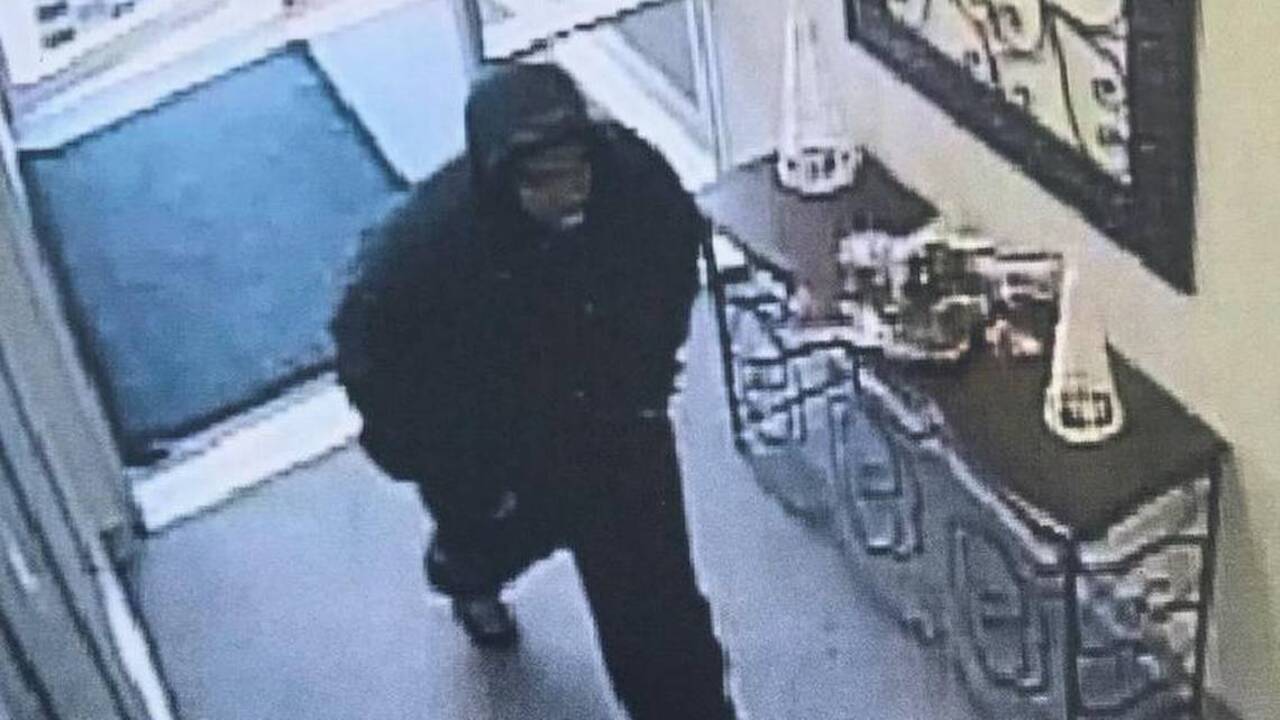 Police search for person of interest in credit union robbery | The State