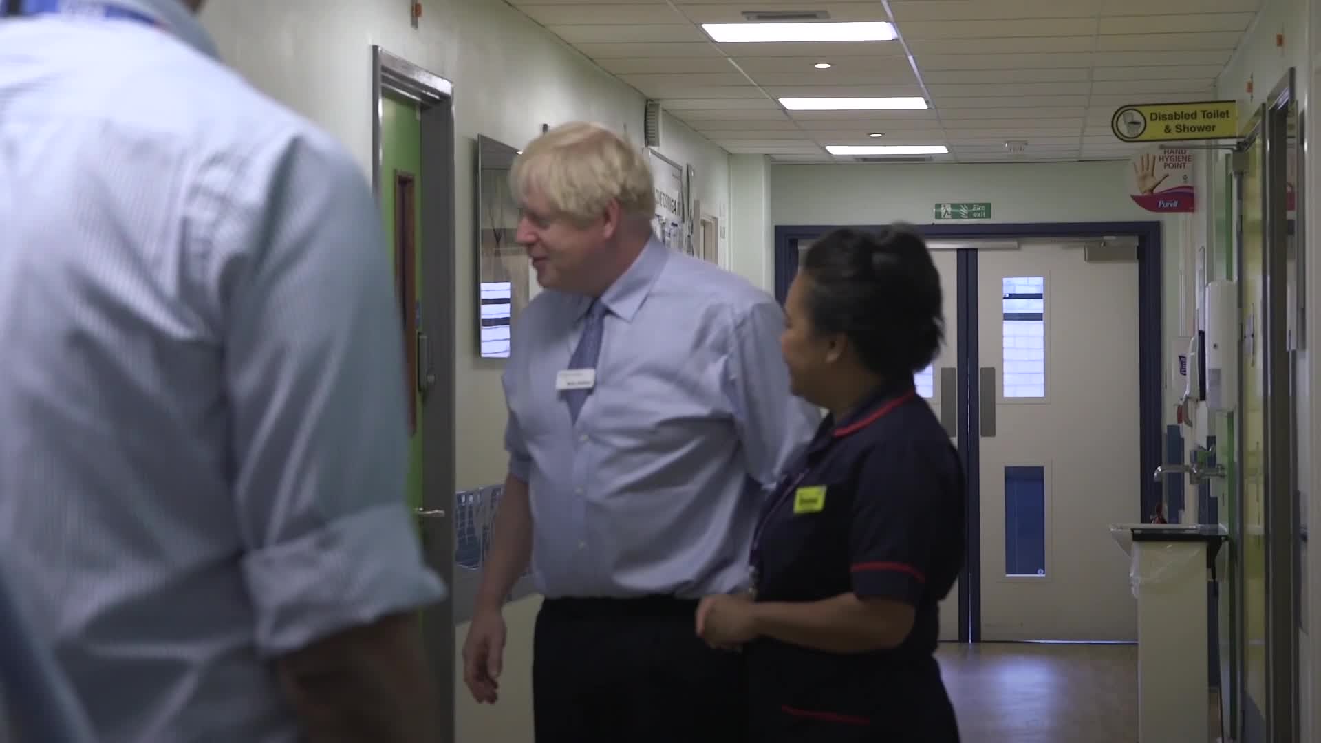 Just How Bad Was Boris Johnson’s Hospital Photo-Op? | HuffPost UK Politics