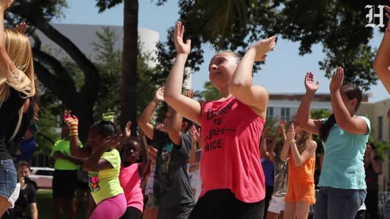 National Dance Day hits Miami Beach | Miami Herald