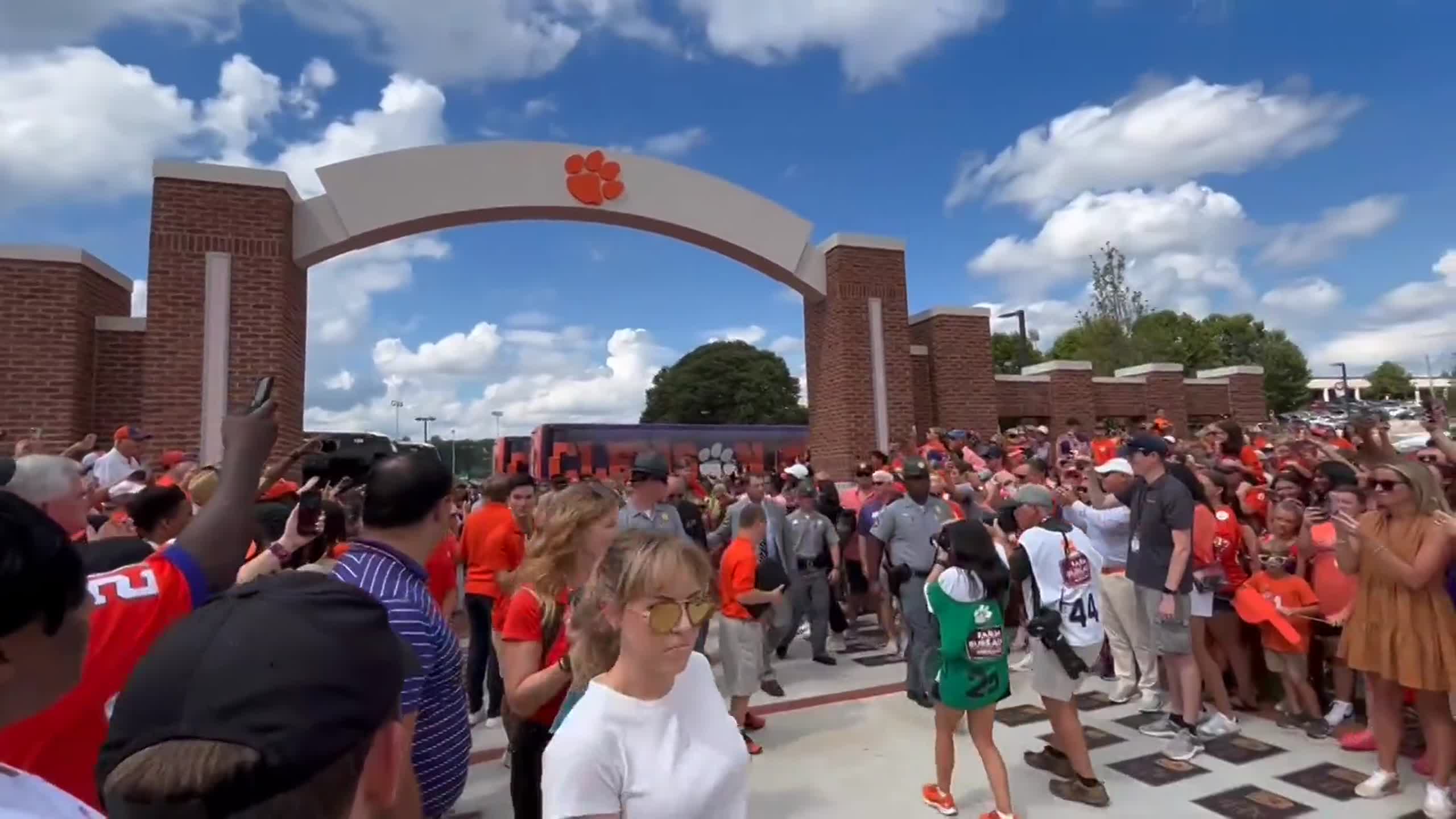 Clemson football: New Tiger Walk | The State