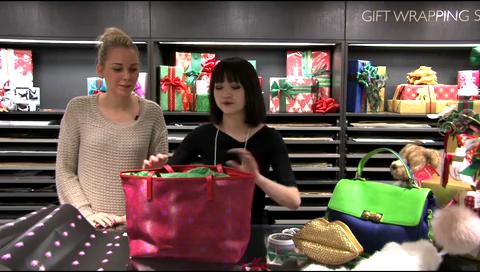 VIDEO: How To Wrap Christmas Presents The Harrods Way | HuffPost UK Style