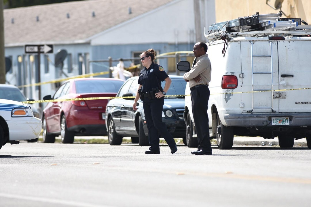 Two dead among four shot in Liberty City, Miami police say | Centre ...