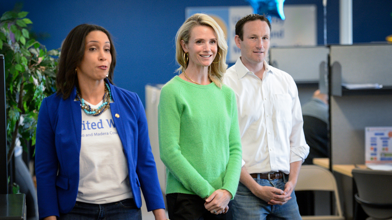 California First Partner Jennifer Siebel Newsom visits Fresno resource fair | Sacramento Bee