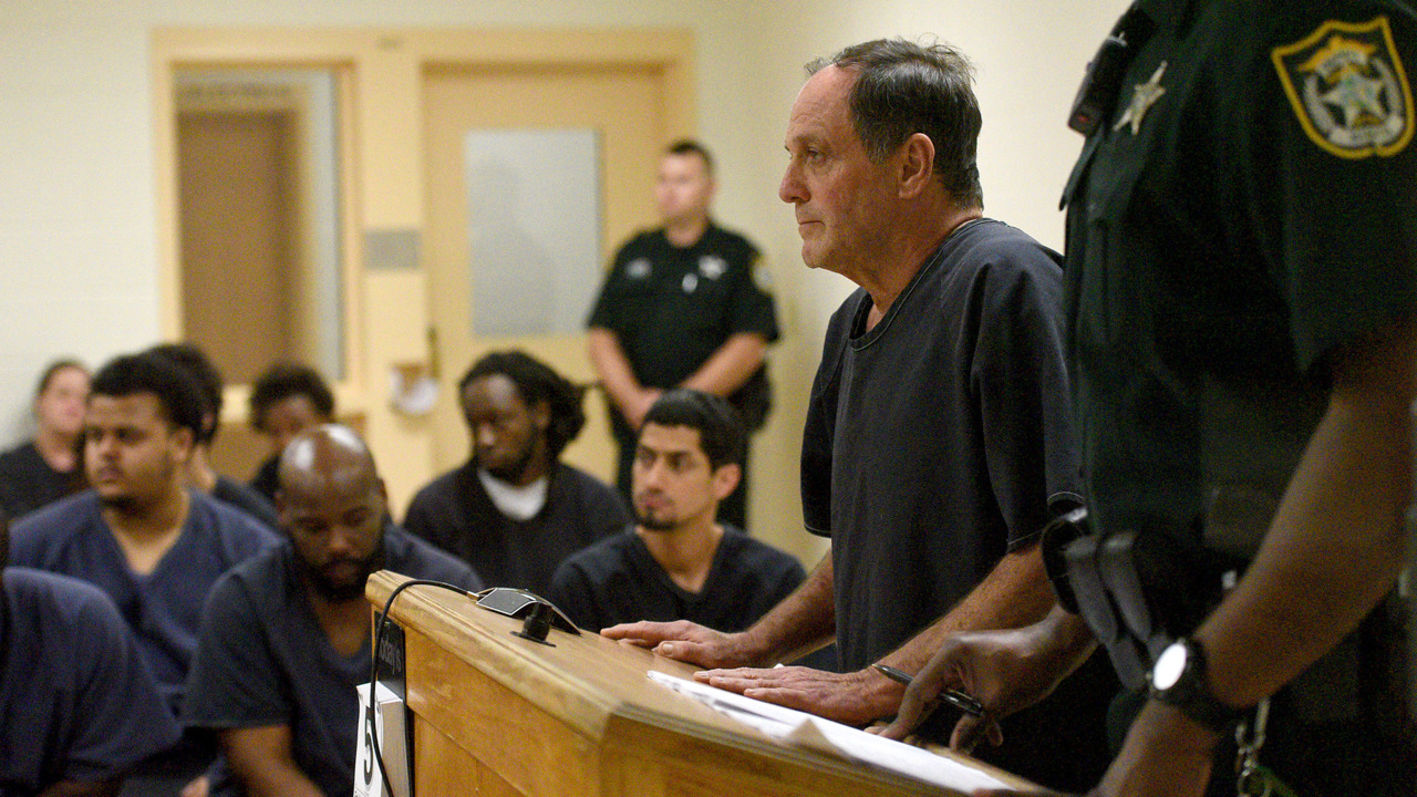 Extradited from Israel for the murder of his mother, Thomas Gross faces ...