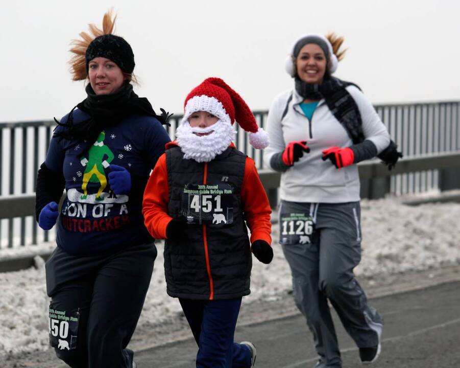 2016 Lampson Cable Bridge Run | Tri-City Herald