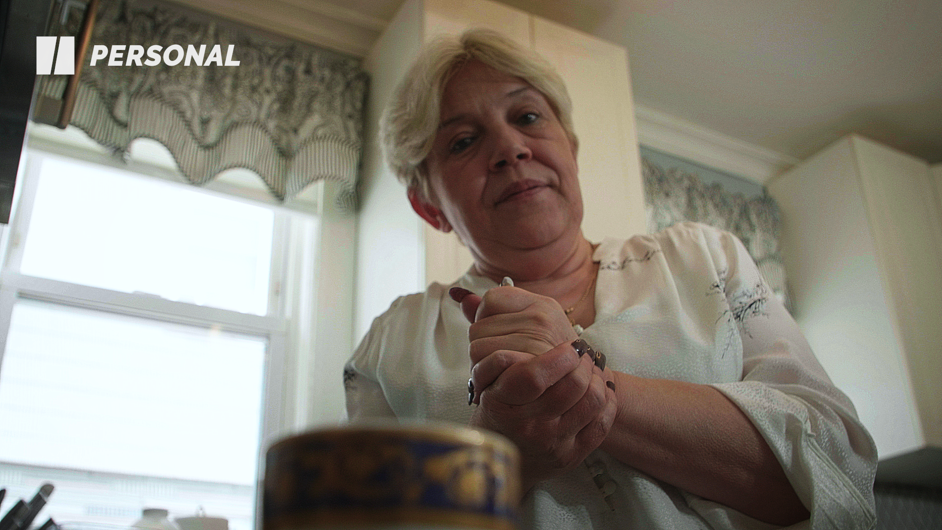 A Documentary About Iconic '90s TV Psychic Miss Cleo Is In The Works ...