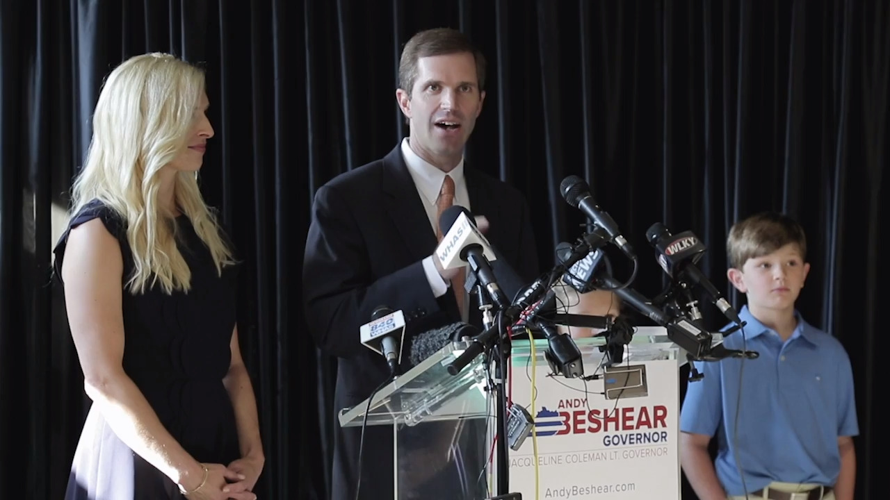 Beshear makes final push for votes with his dad at his side | Lexington ...