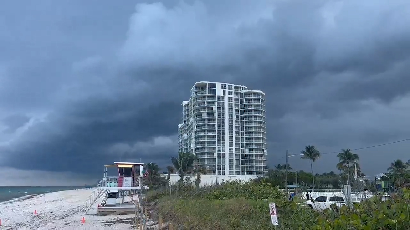Hurricane Tracking & Storm Radar | AccuWeather
