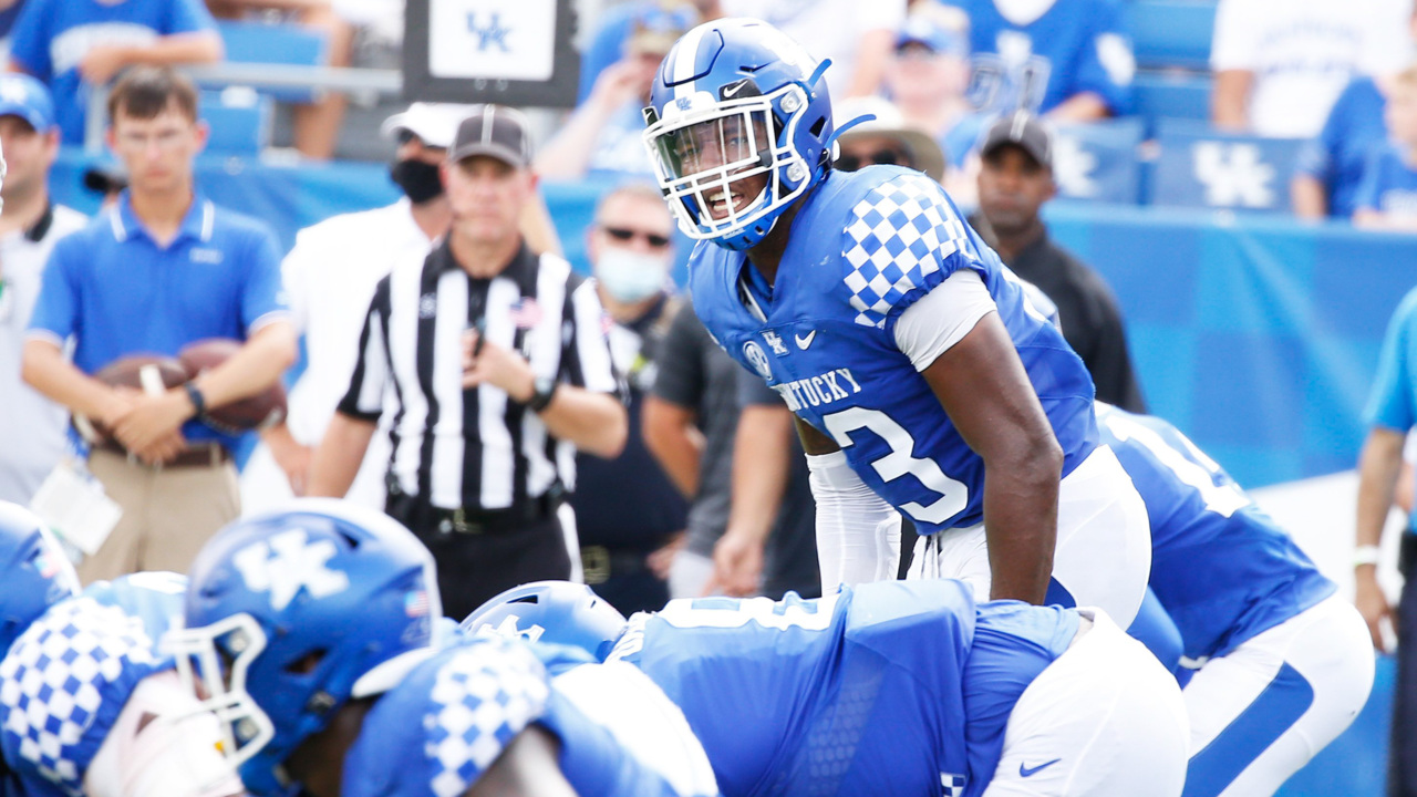 Kentucky football's JJ Weaver back from knee injury | Lexington Herald ...