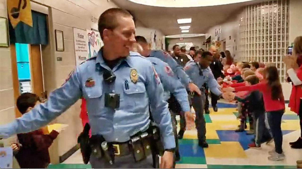 Combs Elementary students honor First Responders with a clapout ...