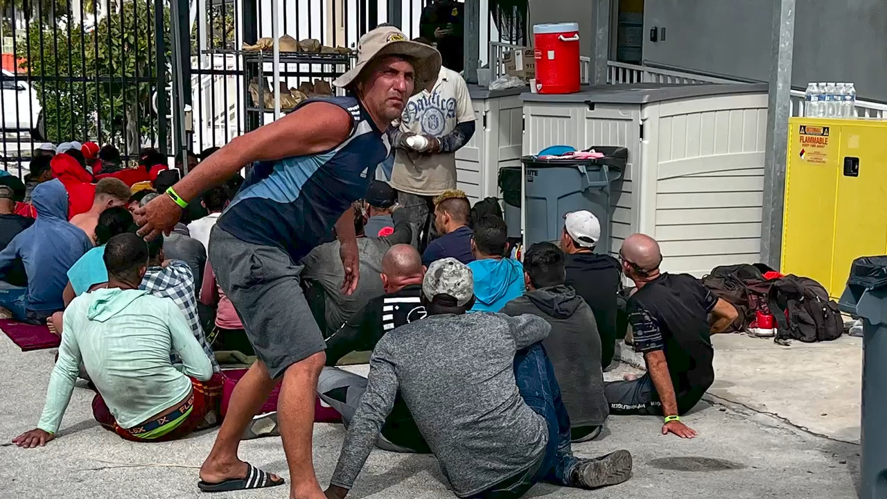 Migrants continue to land on the Florida Keys | Miami Herald