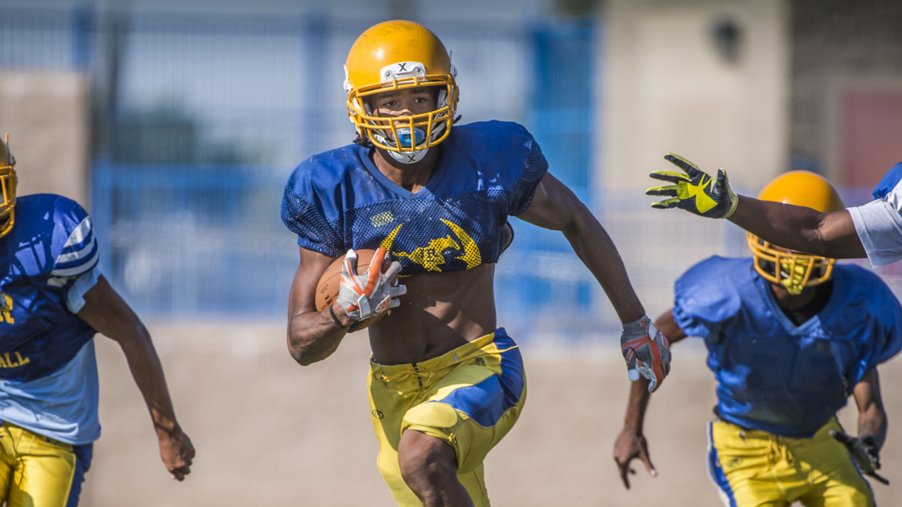 Grant High School's Paris Warren dreams of NFL | Sacramento Bee