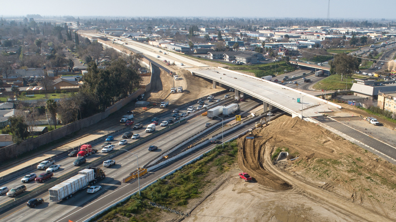 See drove video above new section of Highway 132 in Modesto, CA ...