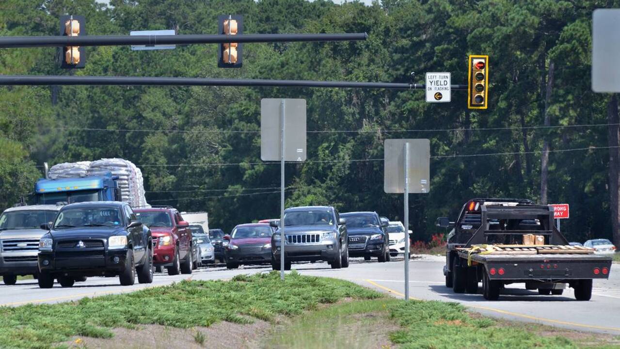 Outcry changes traffic light at Buck Island Road and U.S. 278 | Kansas ...
