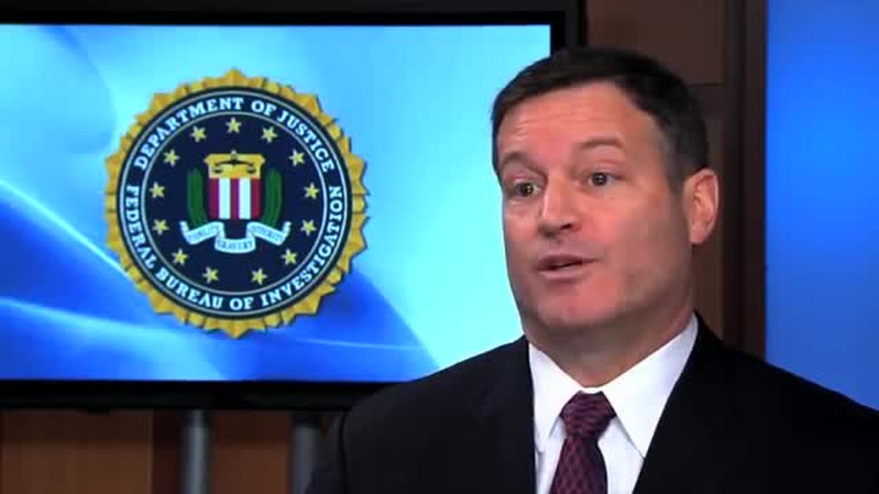 FBI points out dangers of lasers aimed at aircraft | Sacramento Bee