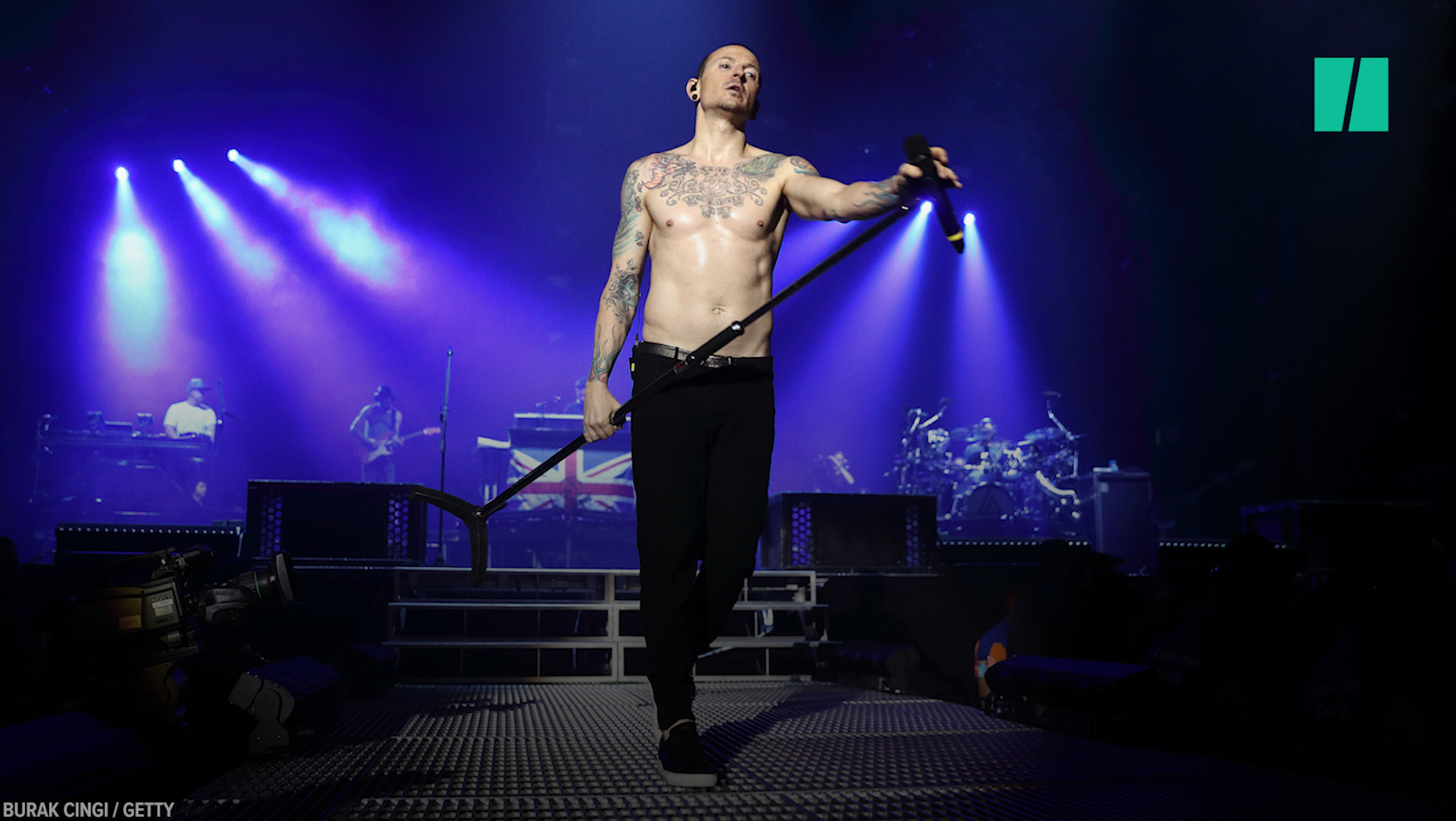 Linkin Park's New Vocalist Apologizes For Danny Masterson Support ...