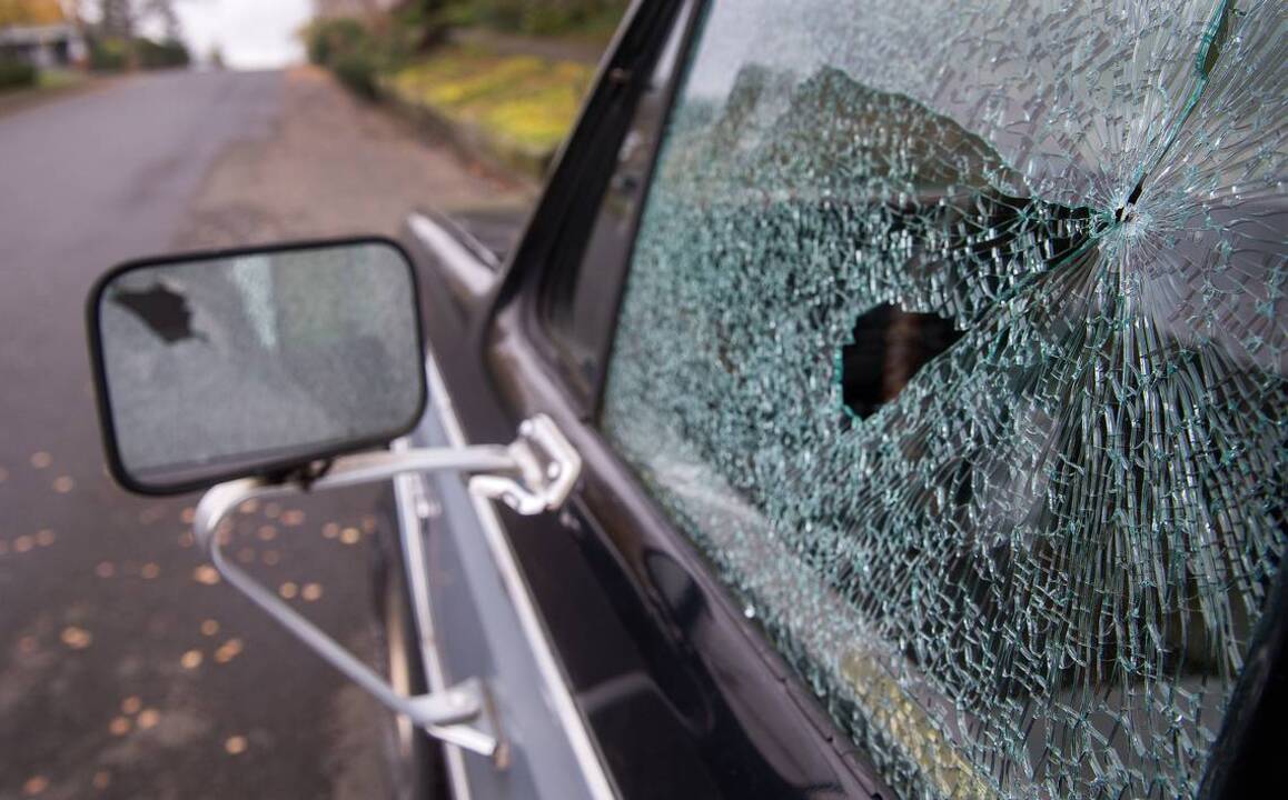 BB gun vandal shattering Tacoma vehicle windows | Tacoma News Tribune