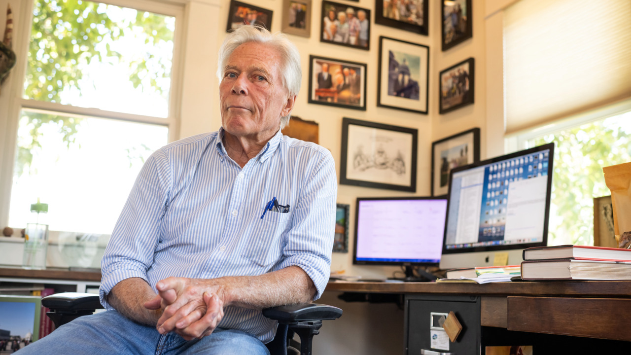 Robert McNamara's son talks about father's Vietnam War role ...