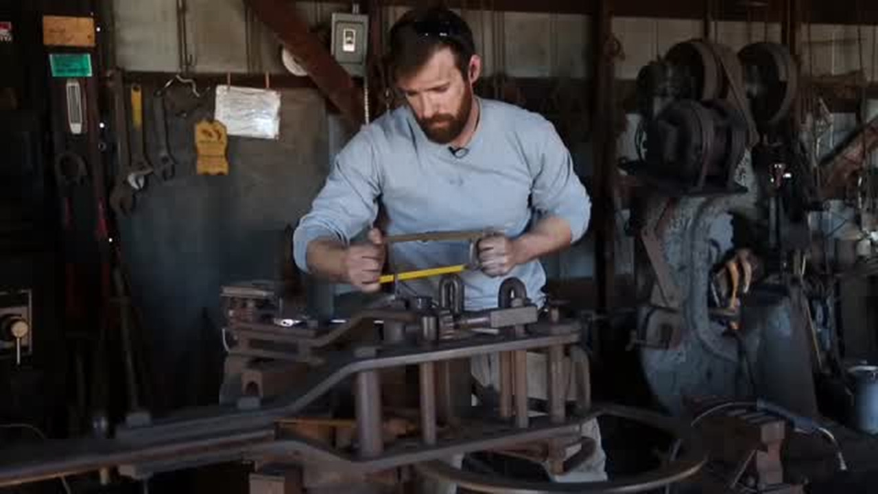 VIDEO: Kansas blacksmith forges his own course | Wichita Eagle