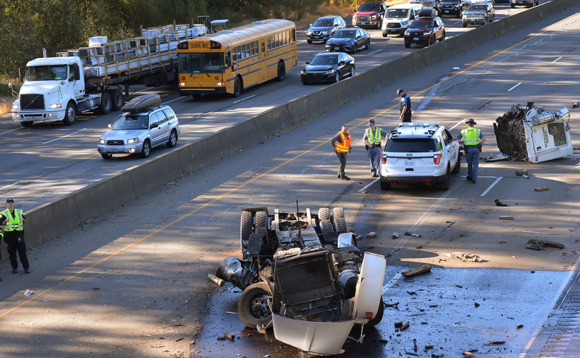 Fatal Semi truck Crash On Monday Morning Closes Portion Of Southbound I