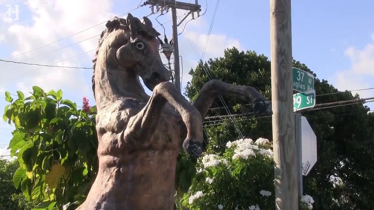 horse statues in miami | Miami Herald