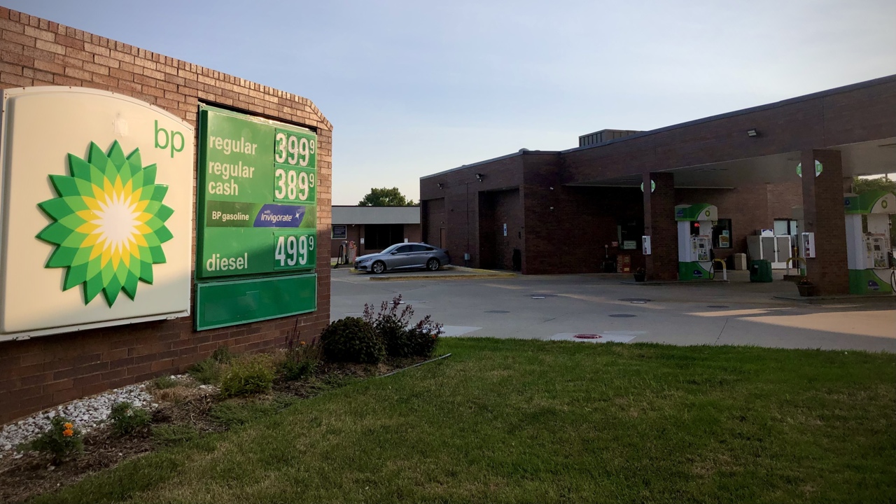 1 person dead after shooting at Overland Park BP gas station | Kansas ...