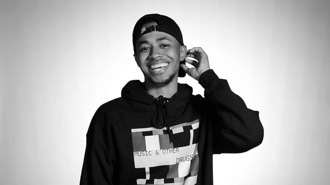 Kansas City rapper AyEl freestyle raps | Kansas City Star