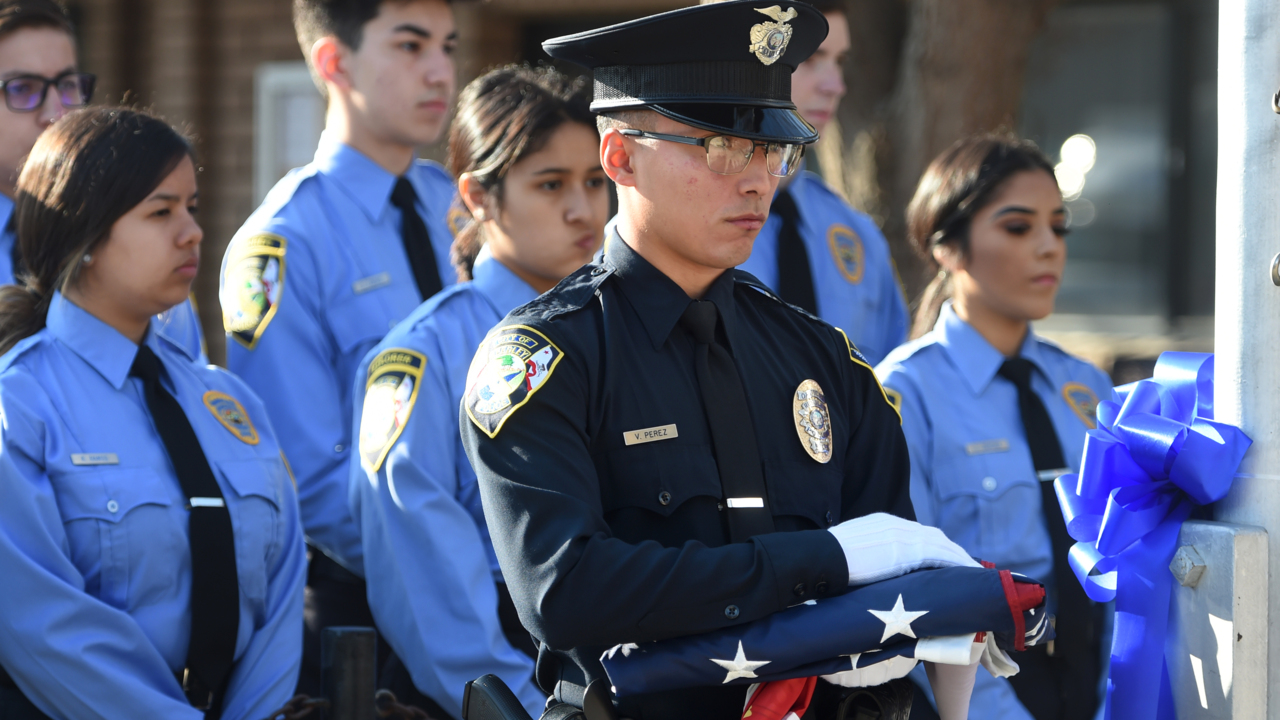 Ceremony remembers 2010 line of duty deaths in Minkler CA | Fresno Bee
