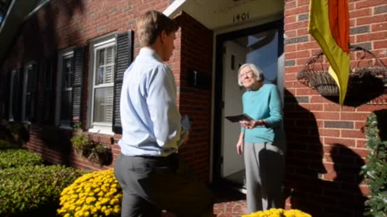 Edwin Peacock campaigns door to door | Charlotte Observer