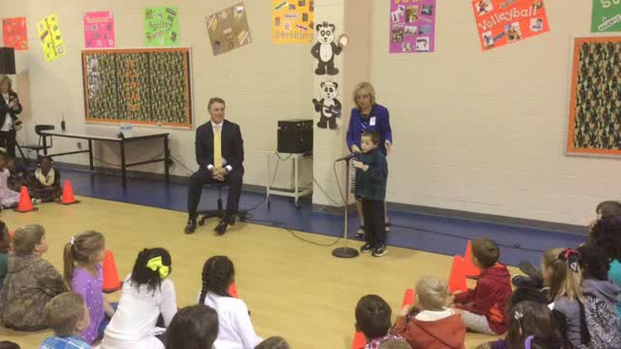 Video: David Perdue Primary students question U.S. Sen. David Perdue ...