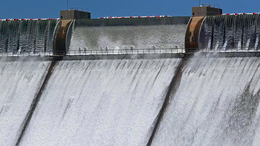 Watch as Friant Dam releases water from the top | Fresno Bee