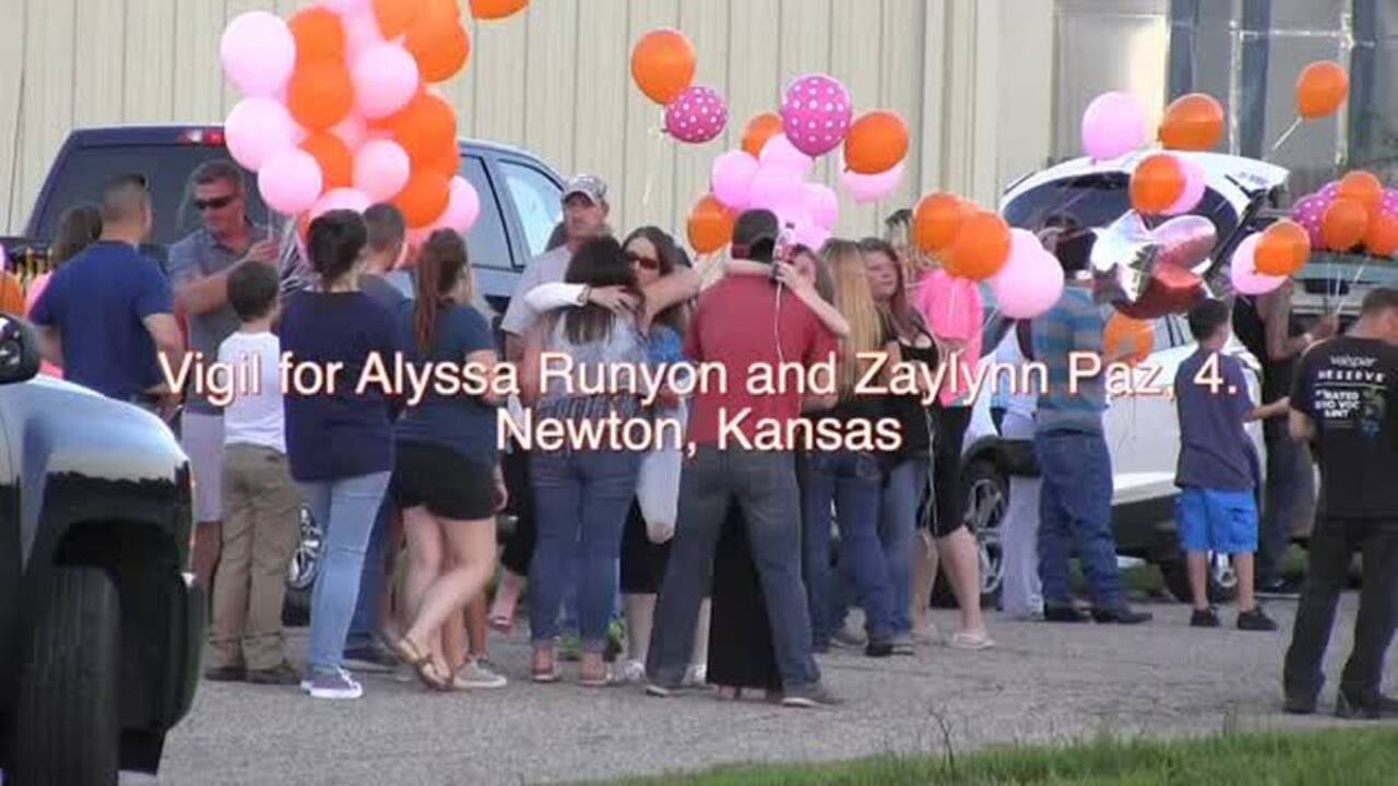 Crowd gathers for vigil remembering slain mother, daughter | Wichita Eagle
