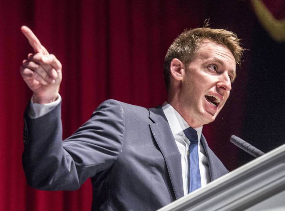 Senate candidate Jason Kander addresses his supporters after conceding ...