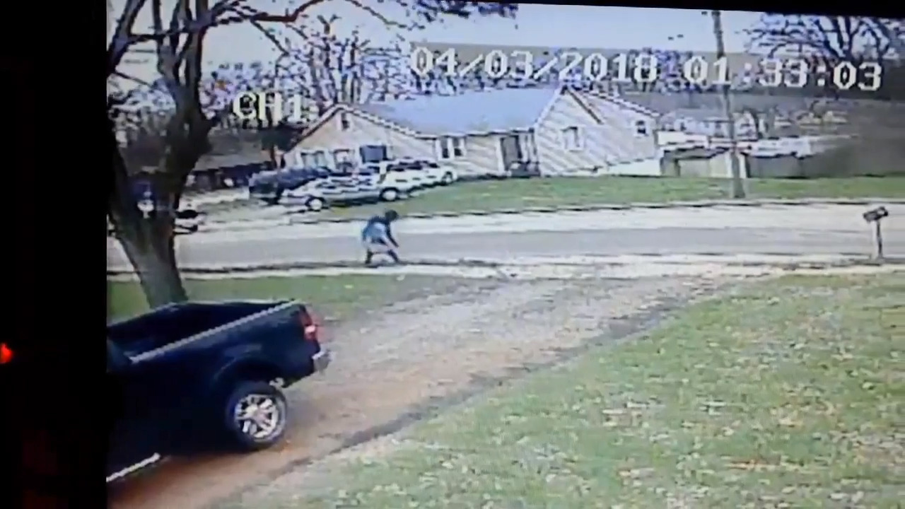 Surveillance video catches driver hitting mailbox, returning to clean ...