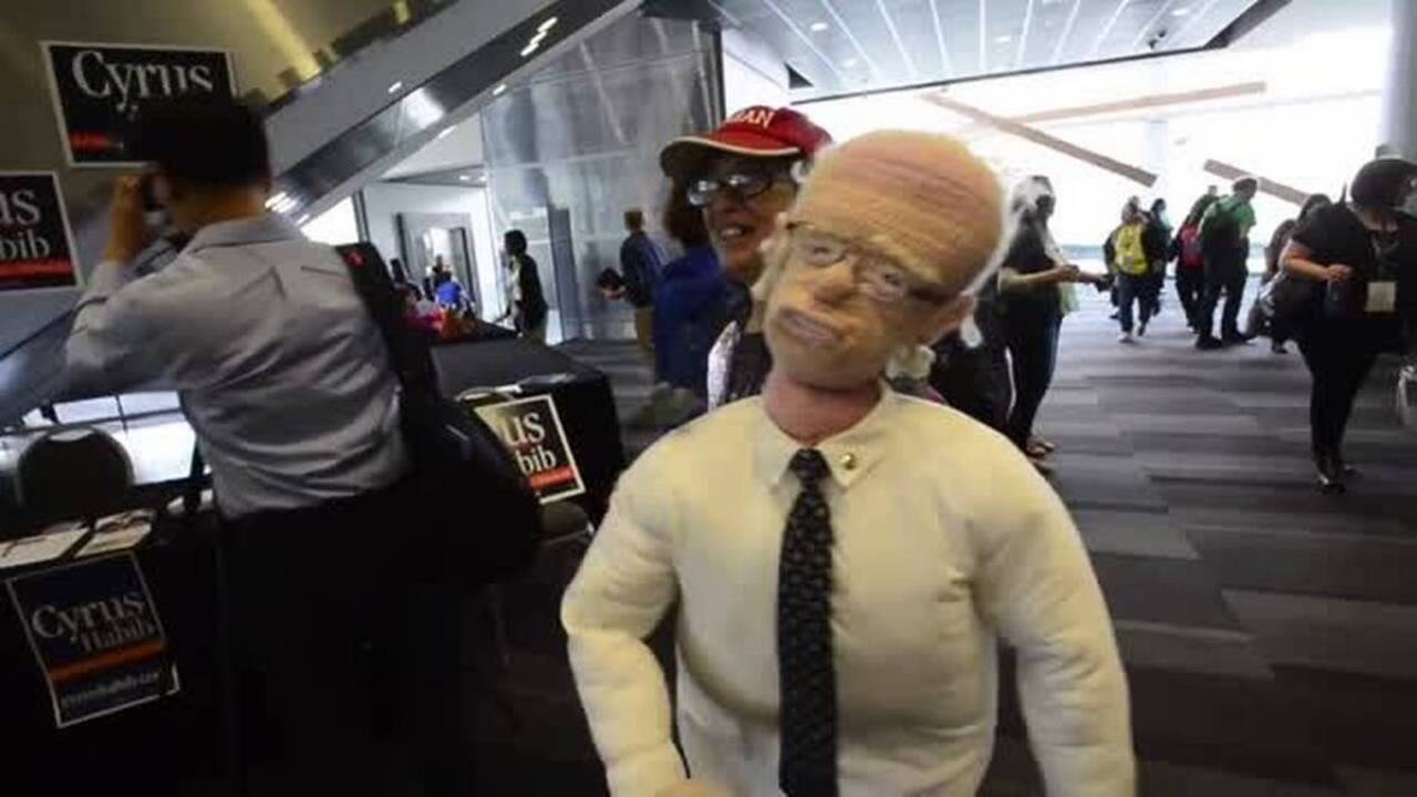 Bernie Sanders supporter shows off Bernie puppet at state convention ...