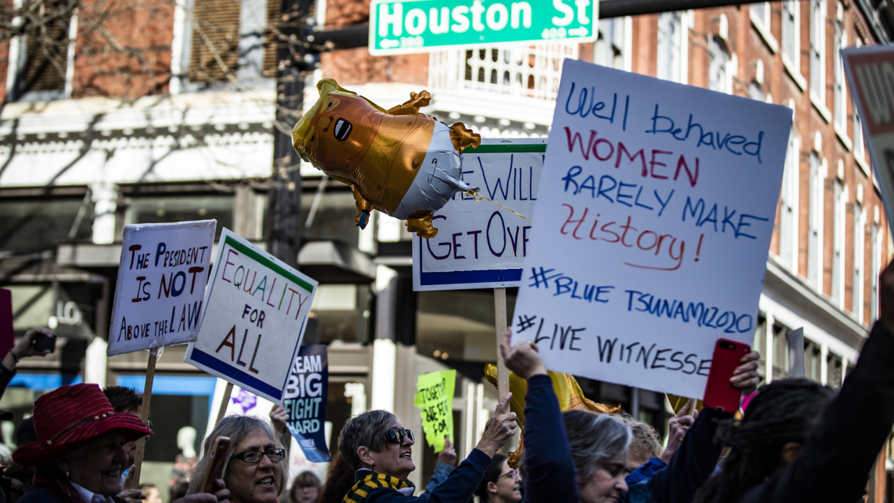 Thousands took over downtown Fort Worth streets for women's rights ...