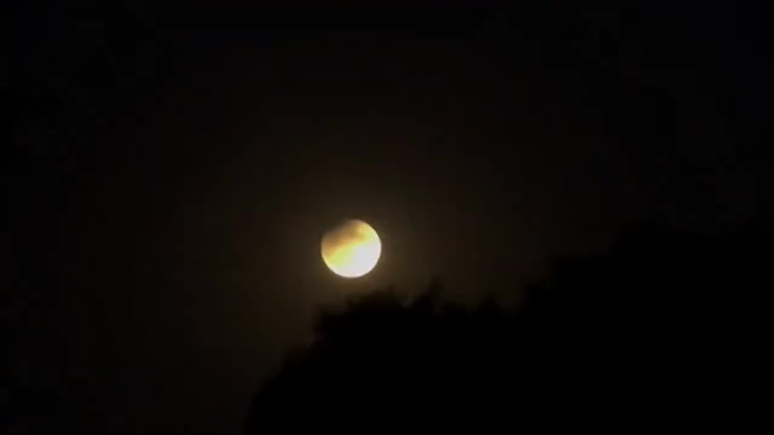 Partial lunar eclipse as seen from Fresno, California | Fresno Bee