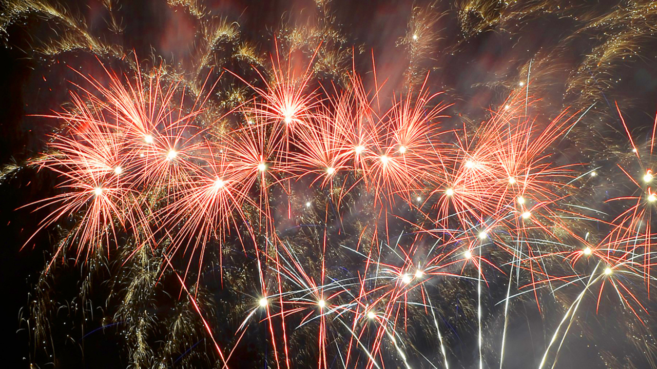 Backyard fireworks displays in NC: Some had more legal fireworks ...